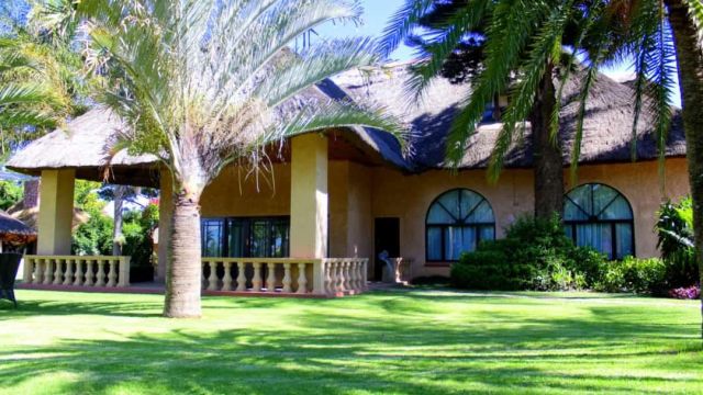 Stands for Sale in Spitzkop | Stands.co.zw