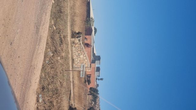 Stands for Sale in Spitzkop | Stands.co.zw