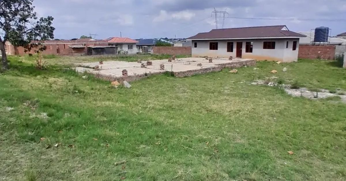 Residential Stand For Sale in Zimre Park