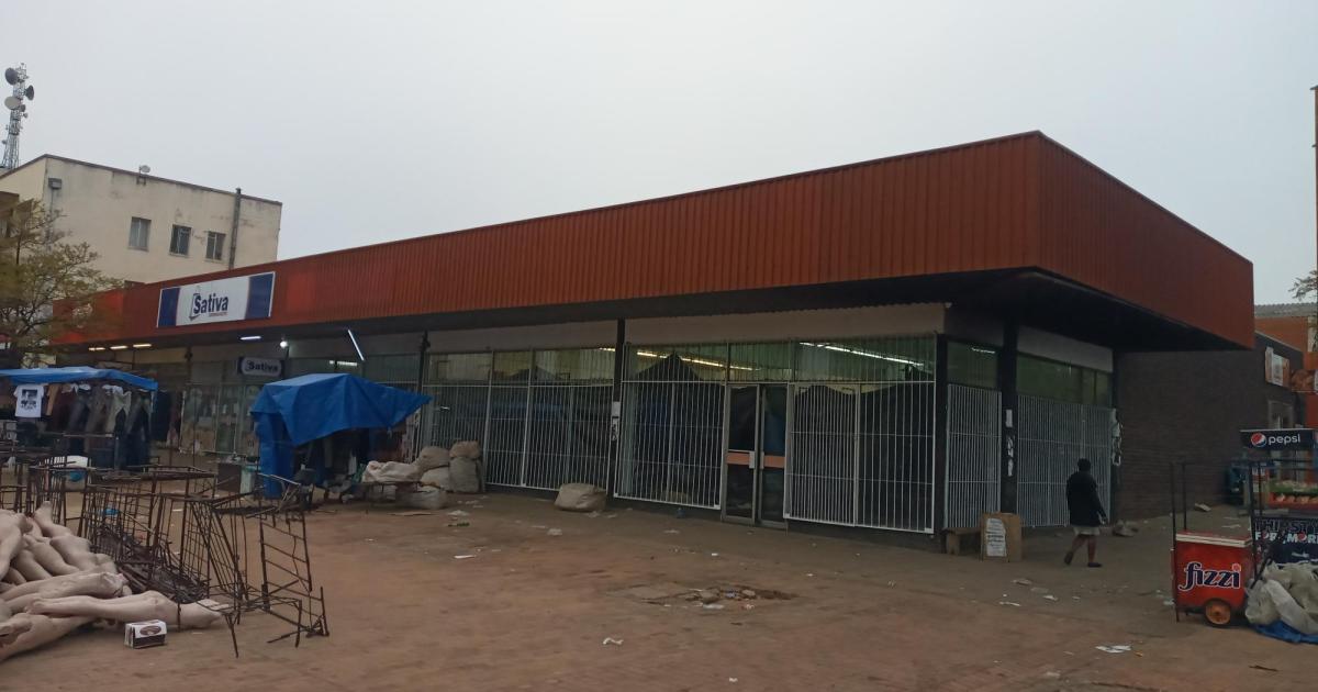 Retail/Shop For Sale in Bulawayo City Centre