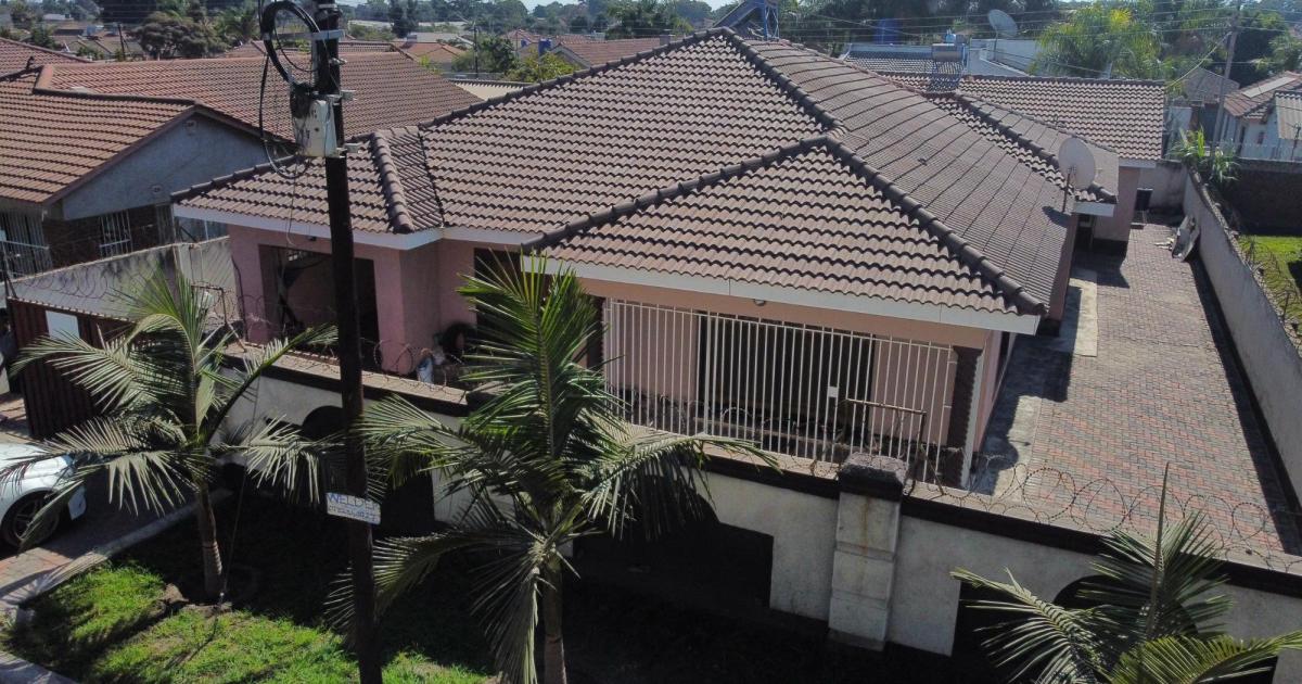5 Bedroom House for Sale in Mainway Meadows, Harare - Propertybook