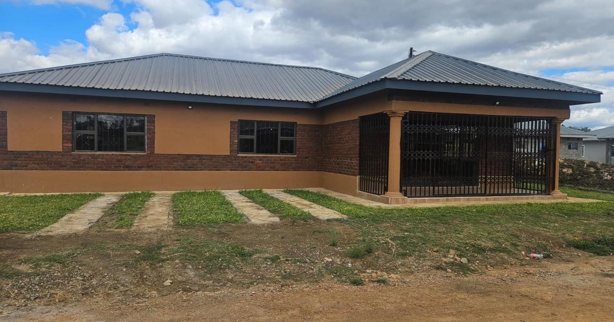 3 Bedroom House for Sale in Gweru CBD, Gweru - Propertybook