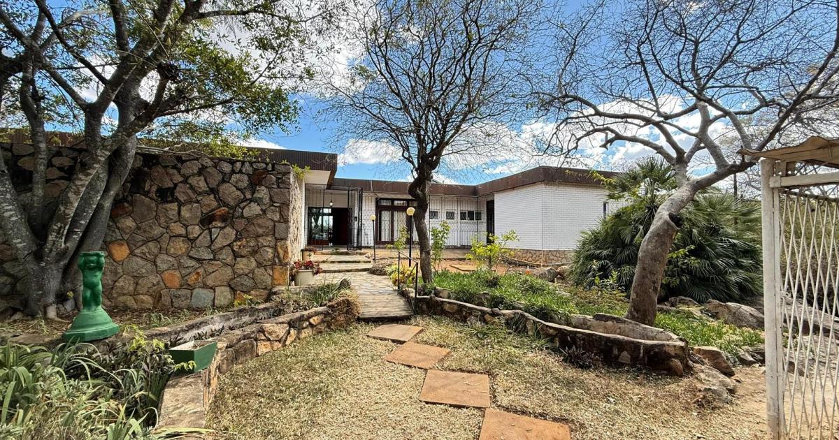 4 Bedroom House for Sale in Burnside, Bulawayo - Propertybook