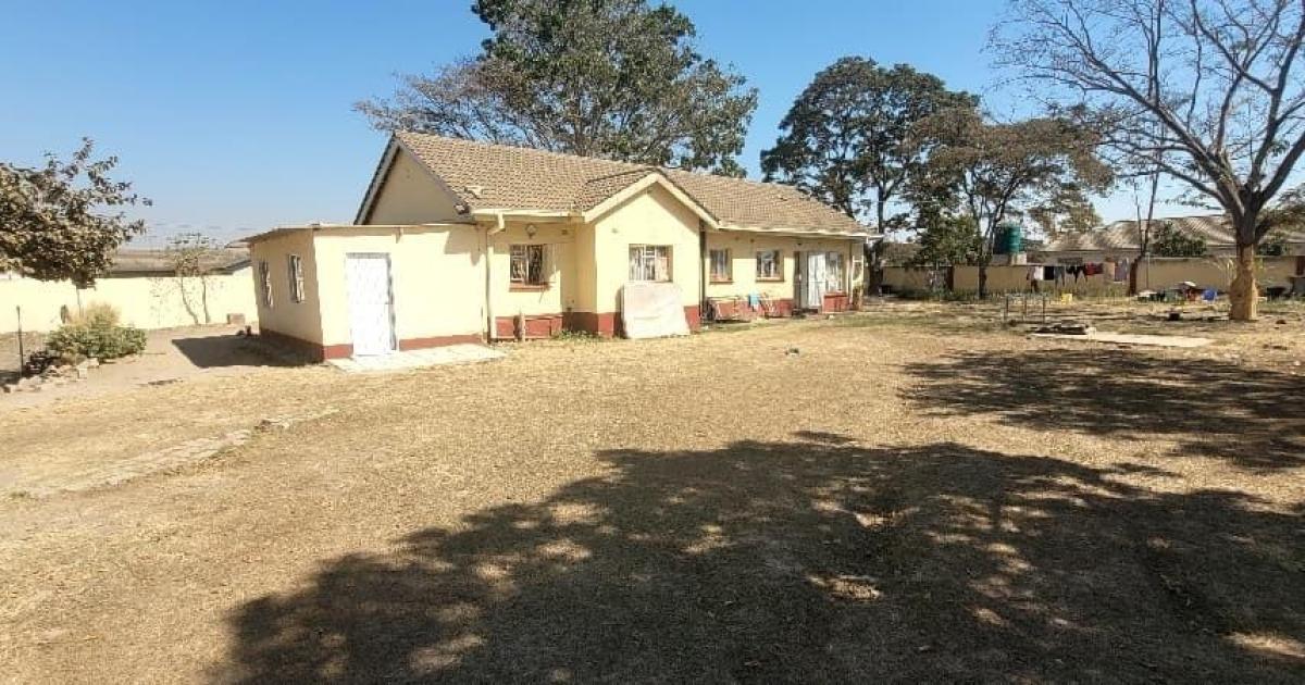 4 Bedroom House for Sale in Waterfalls, Harare - Propertybook