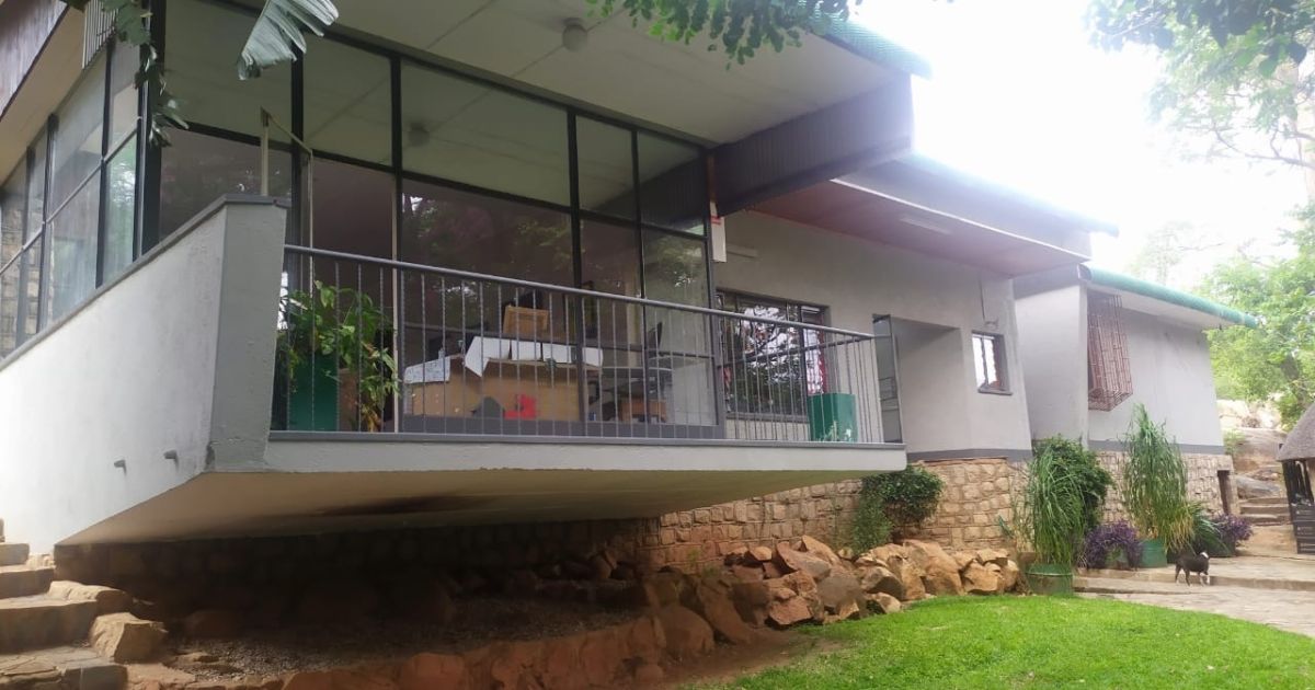 3 Bedroom House for Sale in Burnside, Bulawayo